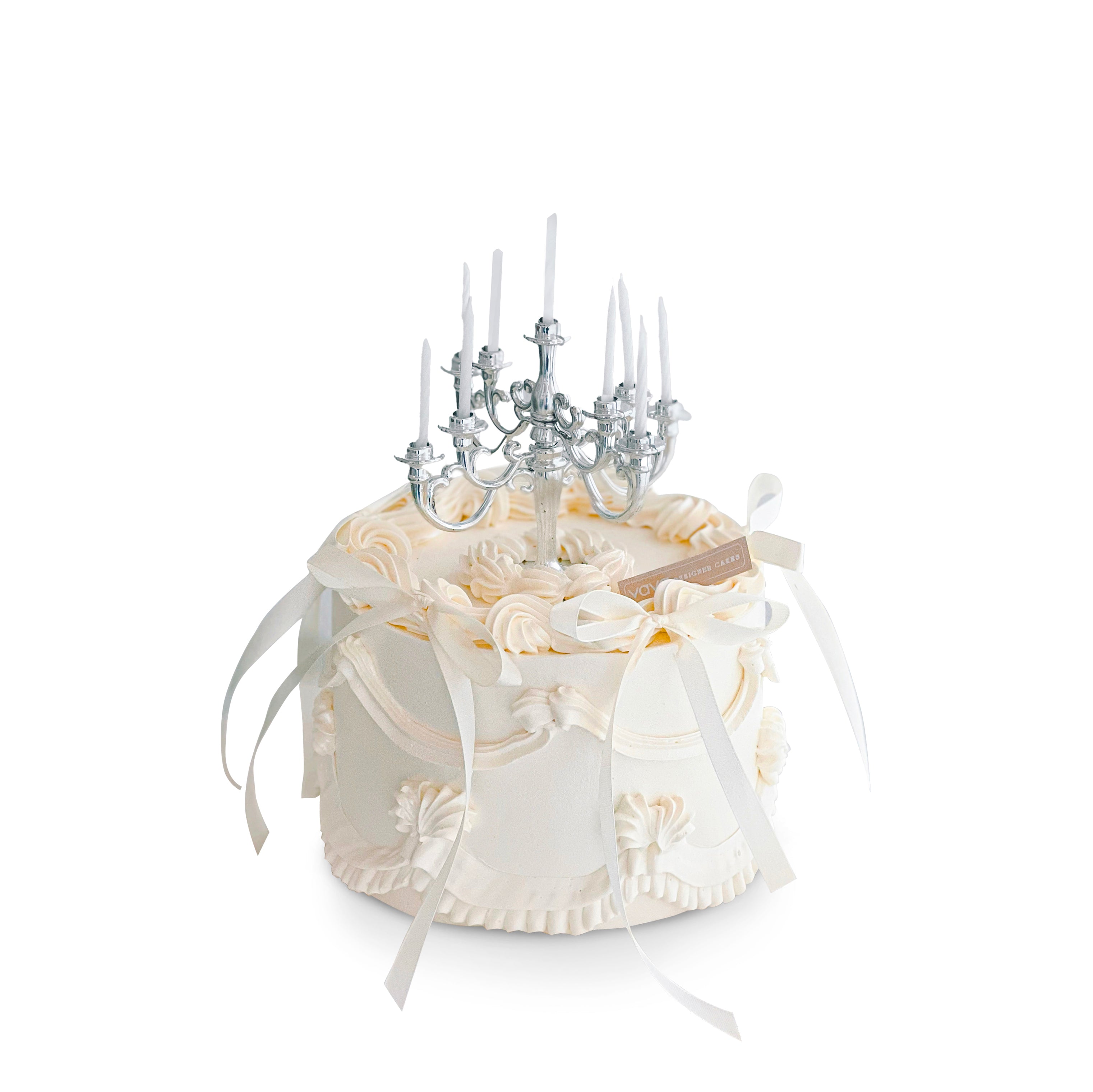 Elegant Chandelier Luxe Celebration Cake – A Timeless Statement for Sp ...